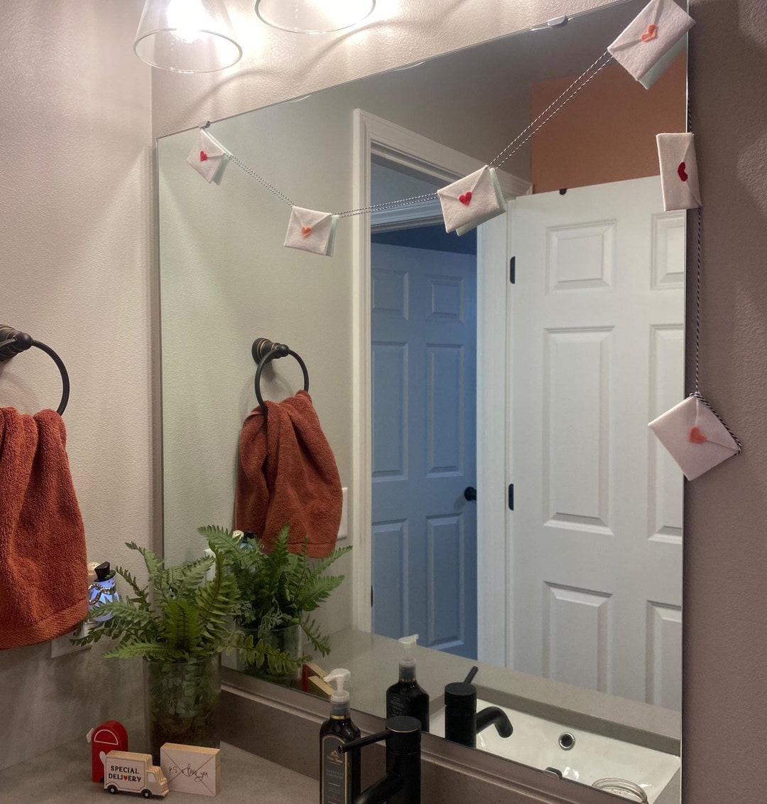 Valentine's Day Decor - Envelope or XO Banner - Etsy