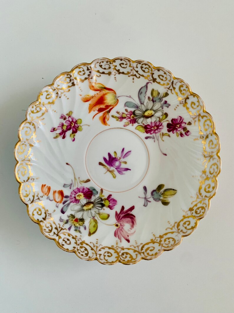Antique 19thc Dresden Pottery Co. Cup/saucer/plate With Daffodils - Etsy UK