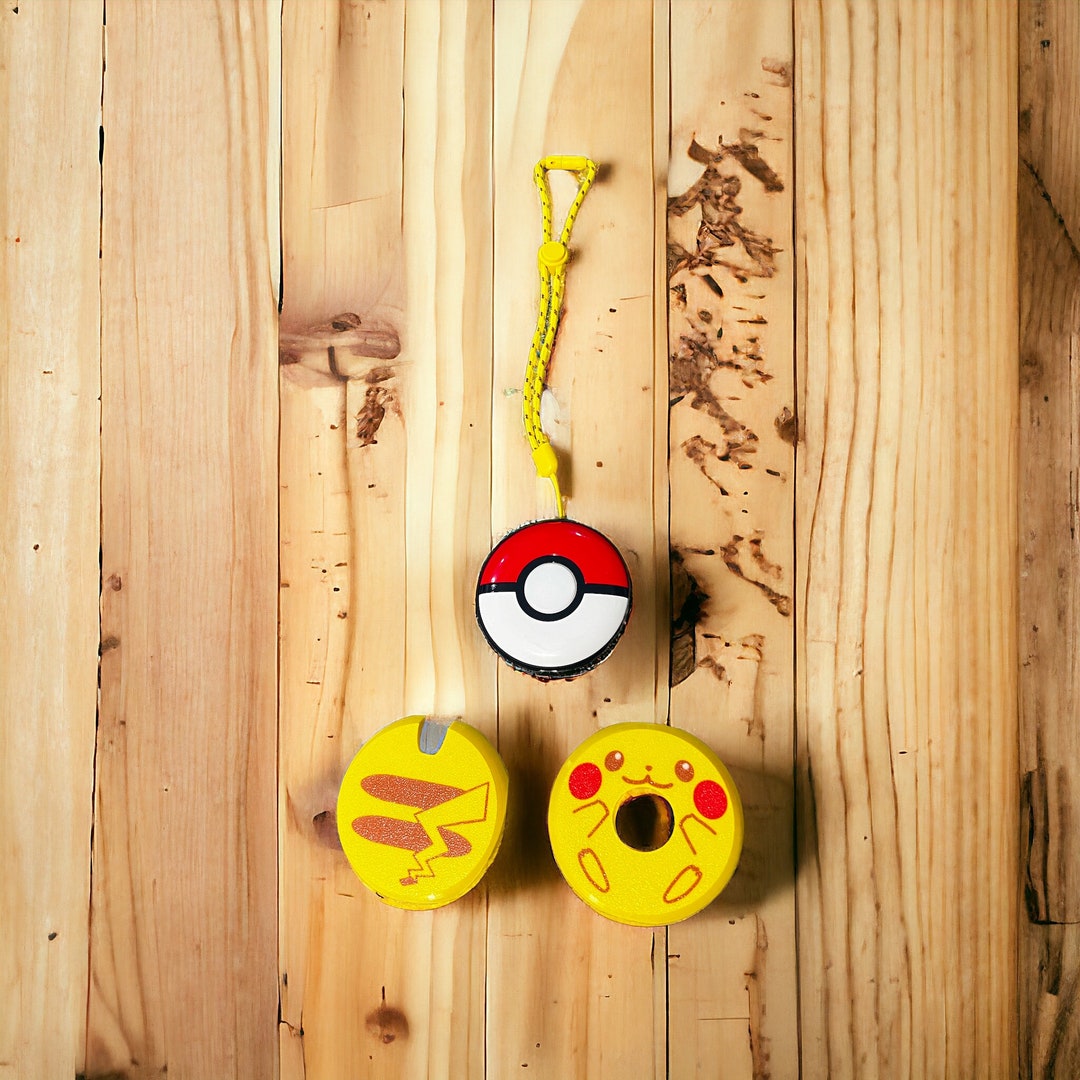 Pokémon Go Plus + Pikachu Case - Etsy