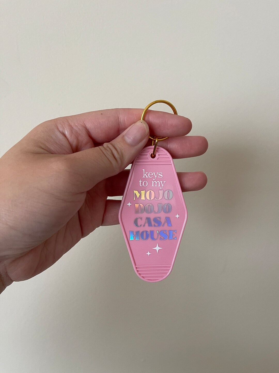 Holographic Keys to My Mojo Dojo Casa House Pink Keychain / Trendy ...