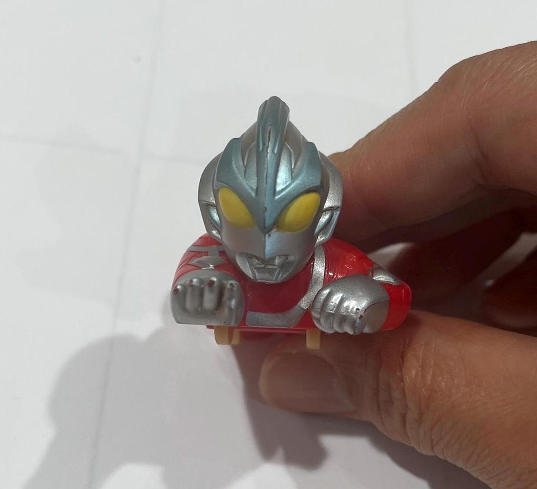 Ultraman the "ultraman Jump Out" Toy Set From Mister Donut Japan, 2014 ...