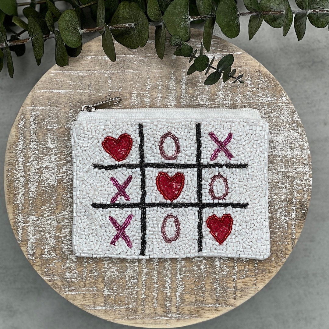 White XOXO Pouch, Valentine’s Day Pouch, Seed Beaded Bag, Mini Coin ...