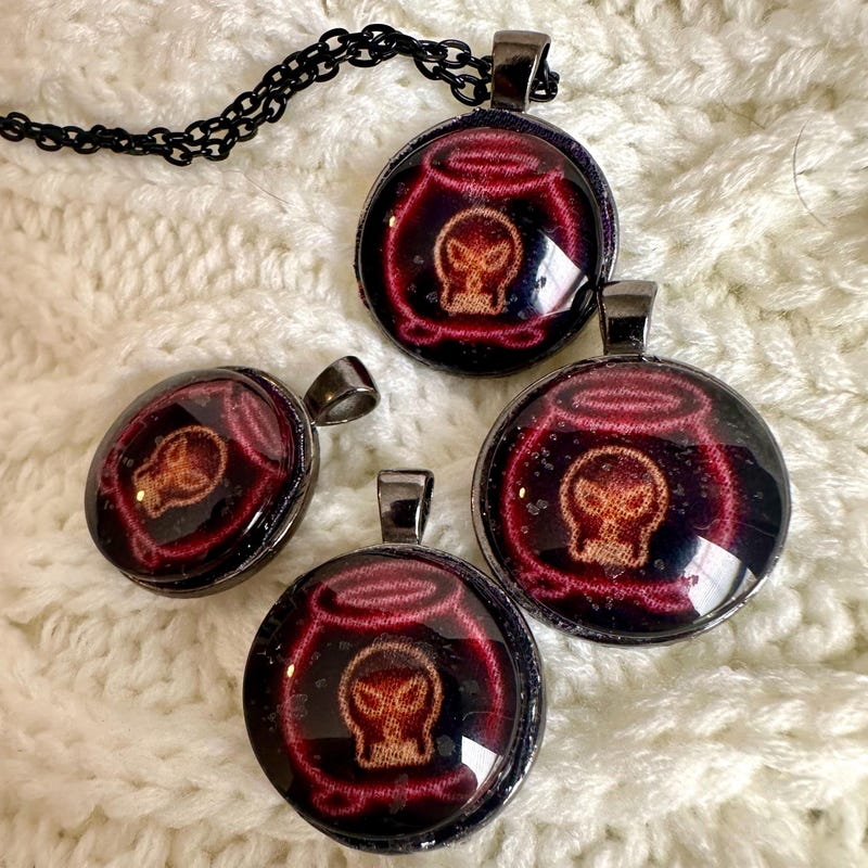 Poison Tree Chain - Etsy