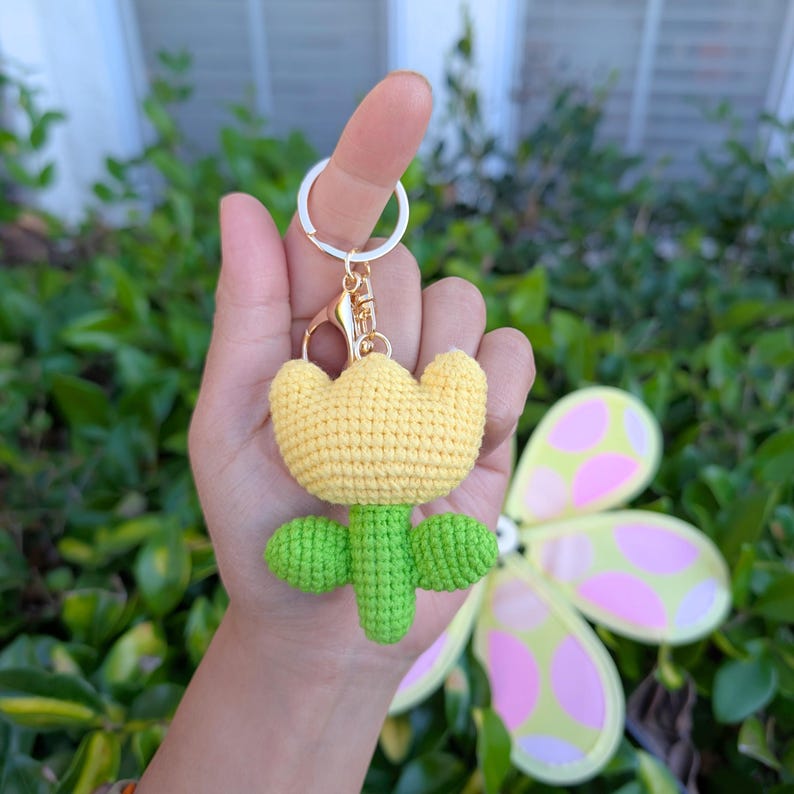 Tulip Flower Crochet Keychain | Handmade Cute Colorful Floral Car ...