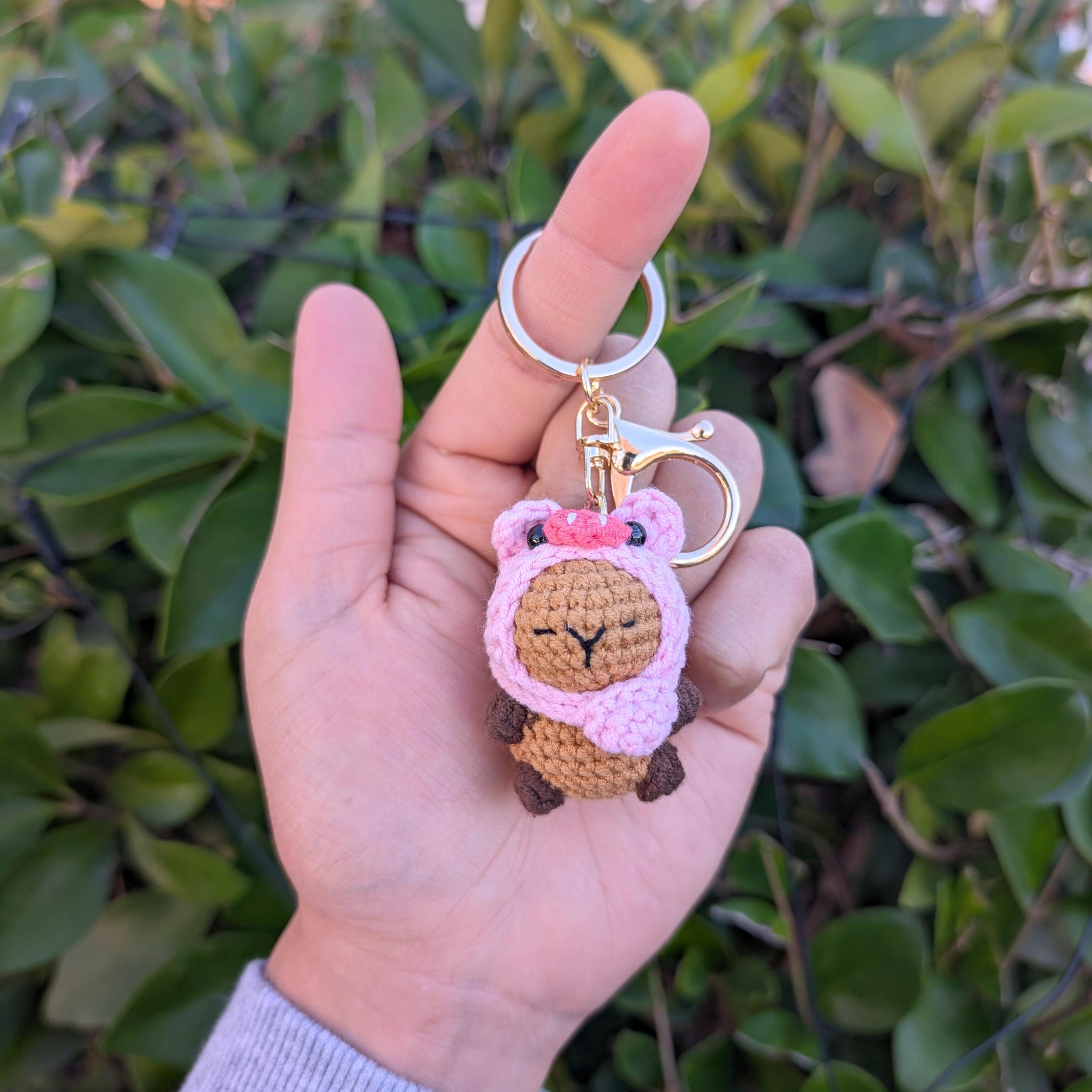 Capybara Colorful Crocheted Keychain | Cute Cartoon Car Keyrings ...
