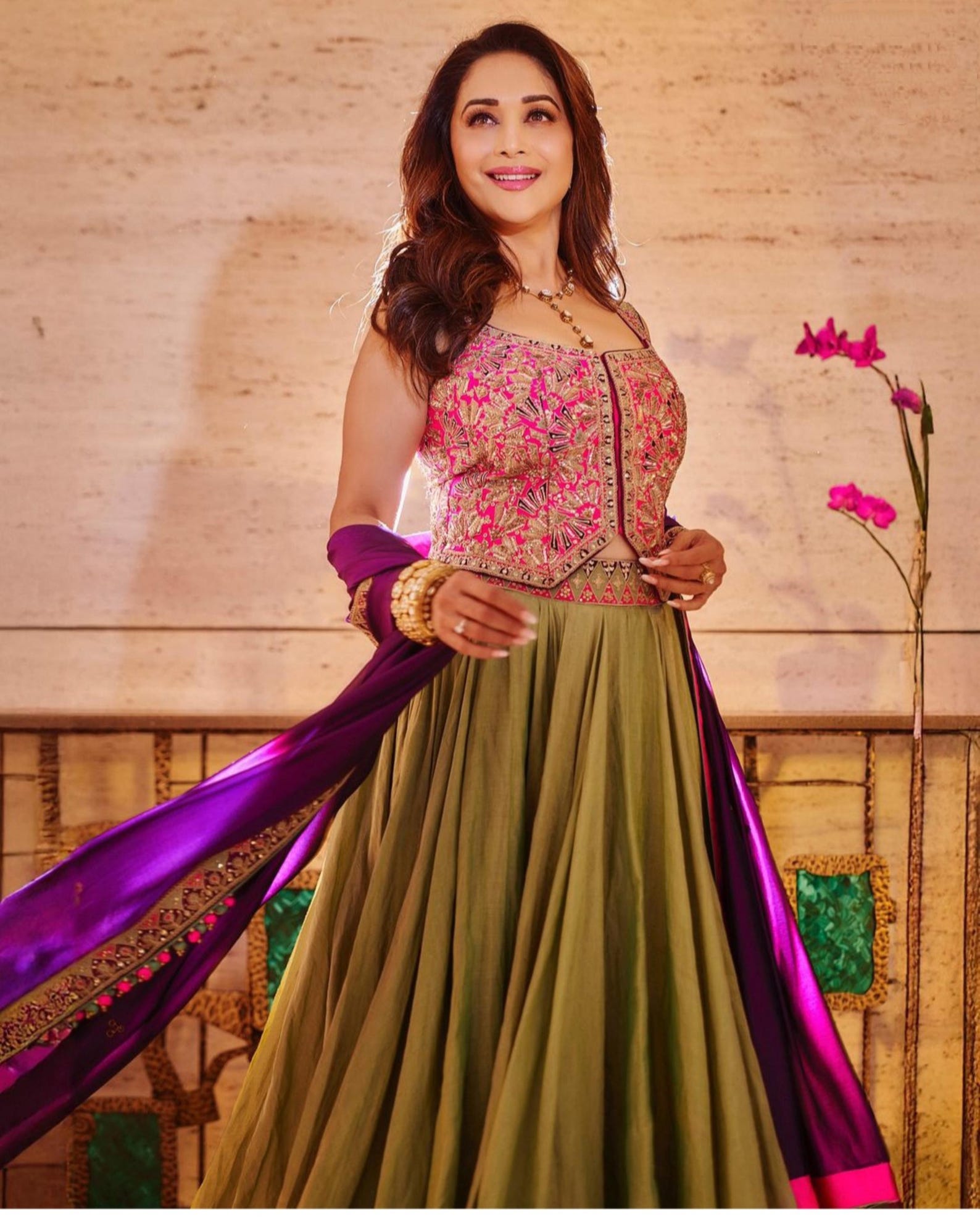 Sabyasachi Inspired Silk Bridal Lehenga ,pure Zardozi Lengha Choli ...