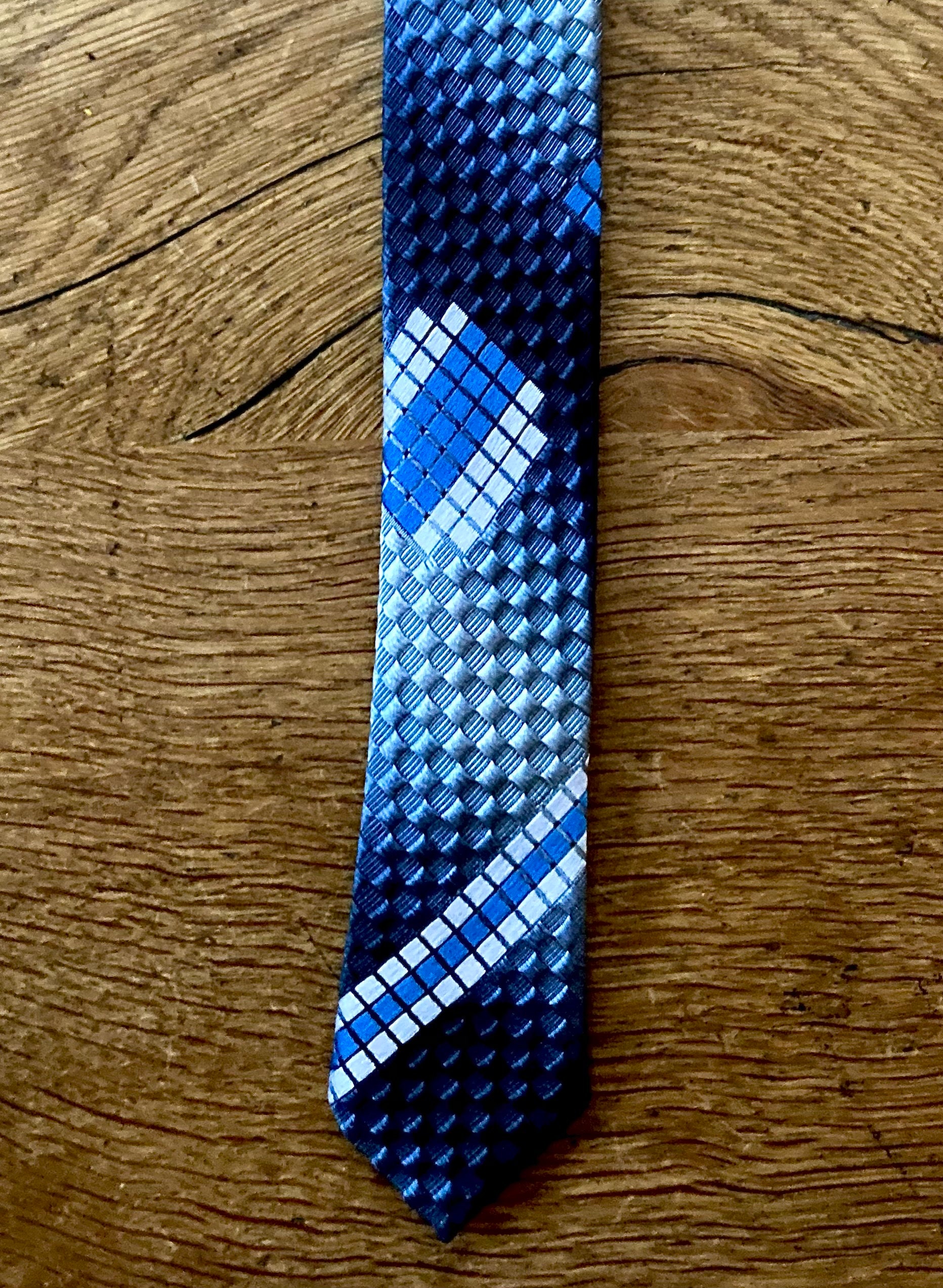 Fabulous Vintage 1970s Kipper Tie in Electric Blue - Etsy