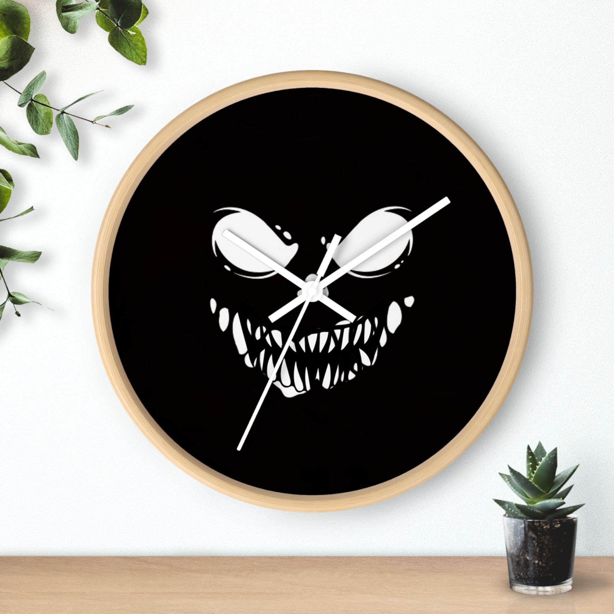 Scary Face Clock, Scary Grinning Face Clock, Scary Skull Clock, Spooky ...