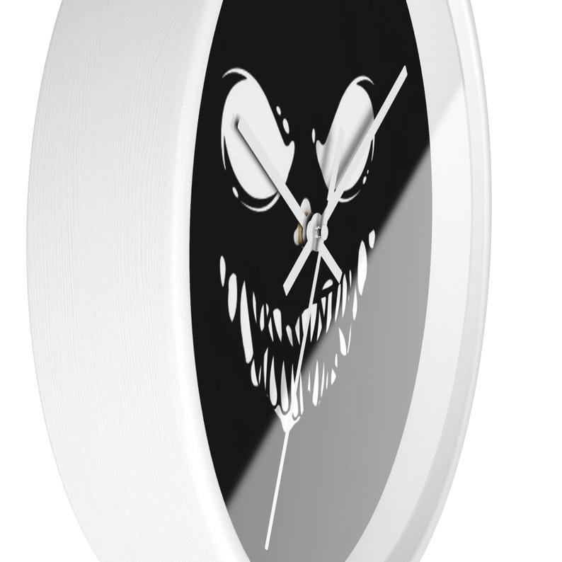 Scary Face Clock, Scary Grinning Face Clock, Scary Skull Clock, Spooky ...