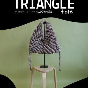 The TRIANGLE Tote Bag Crochet Pattern by LOOSENDS - Etsy