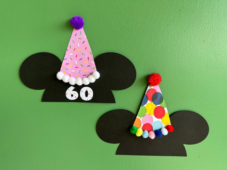 Disney Door | Disney Door Decorations | Disney Window Decorations ...