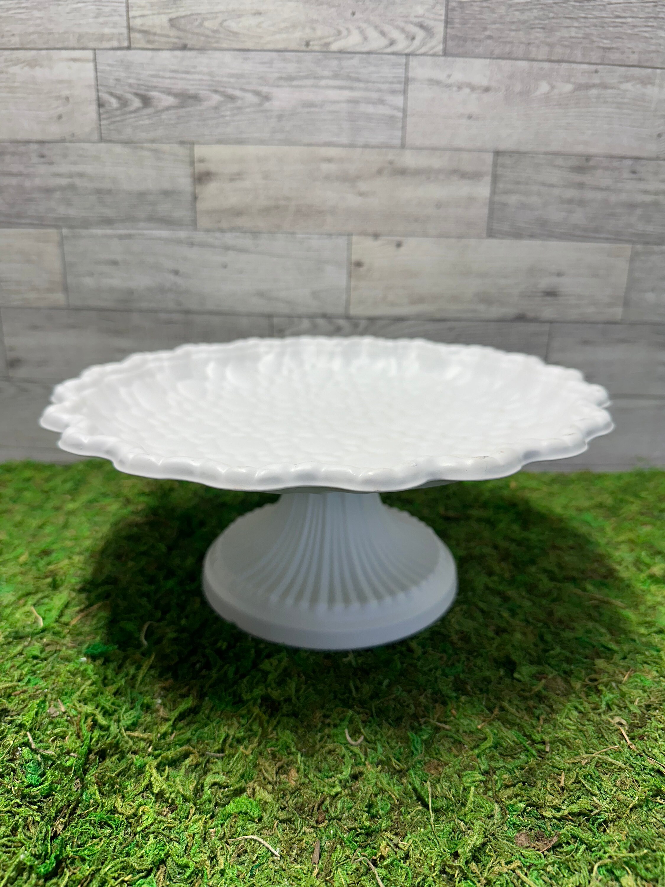White Aluminum Pedestal Decor Stand | Table Decor | Kitchen Decoration ...