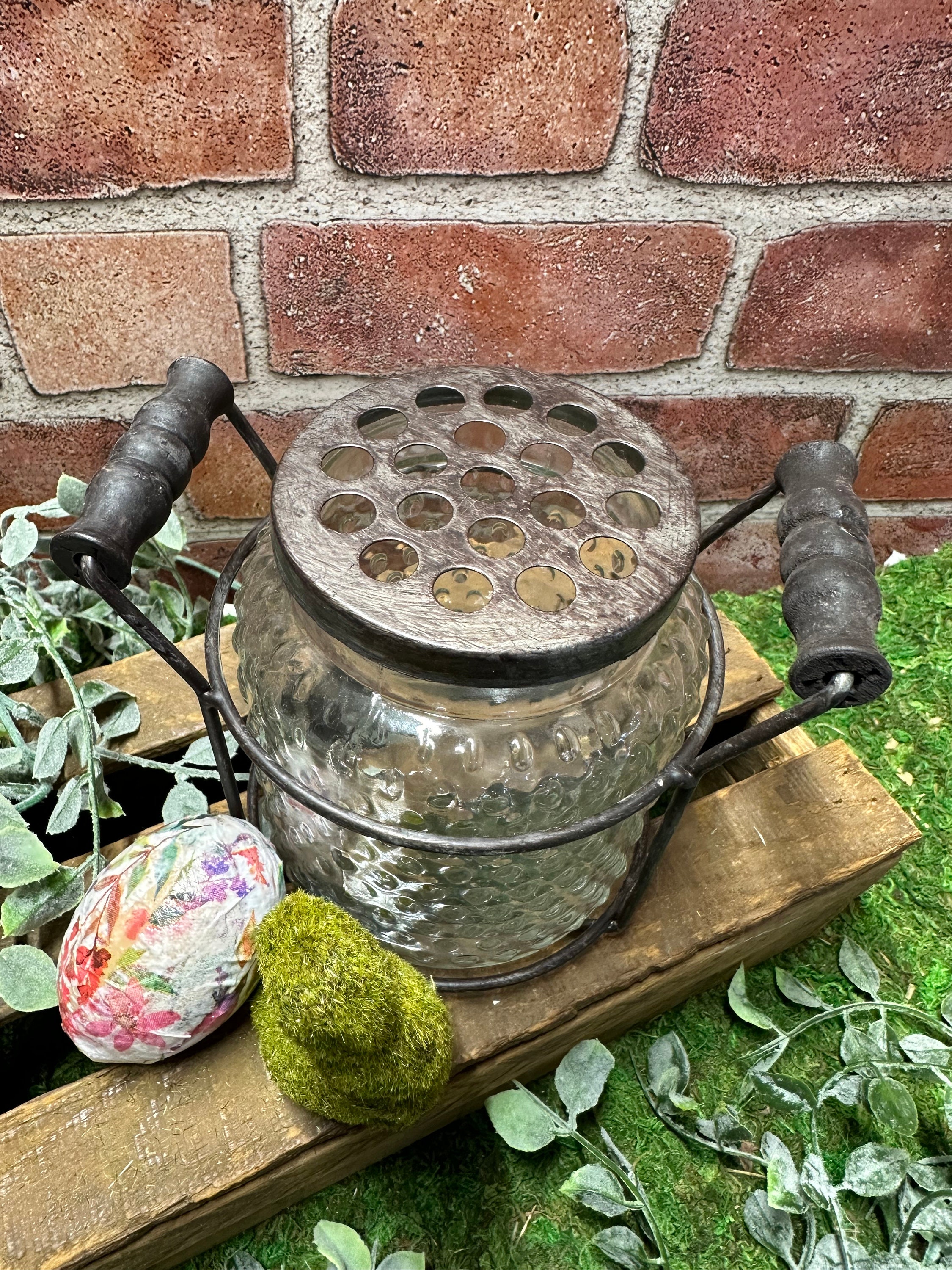 Large Potpourri Jar or Floral Vase With Frog Lid | Flower Vase | Frog ...