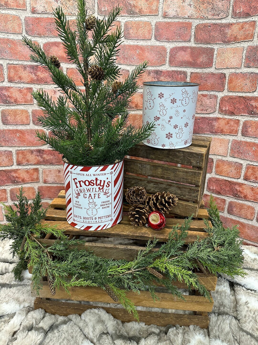 Rustic Frosty Galvanized Christmas Buckets Christmas Decorations ...