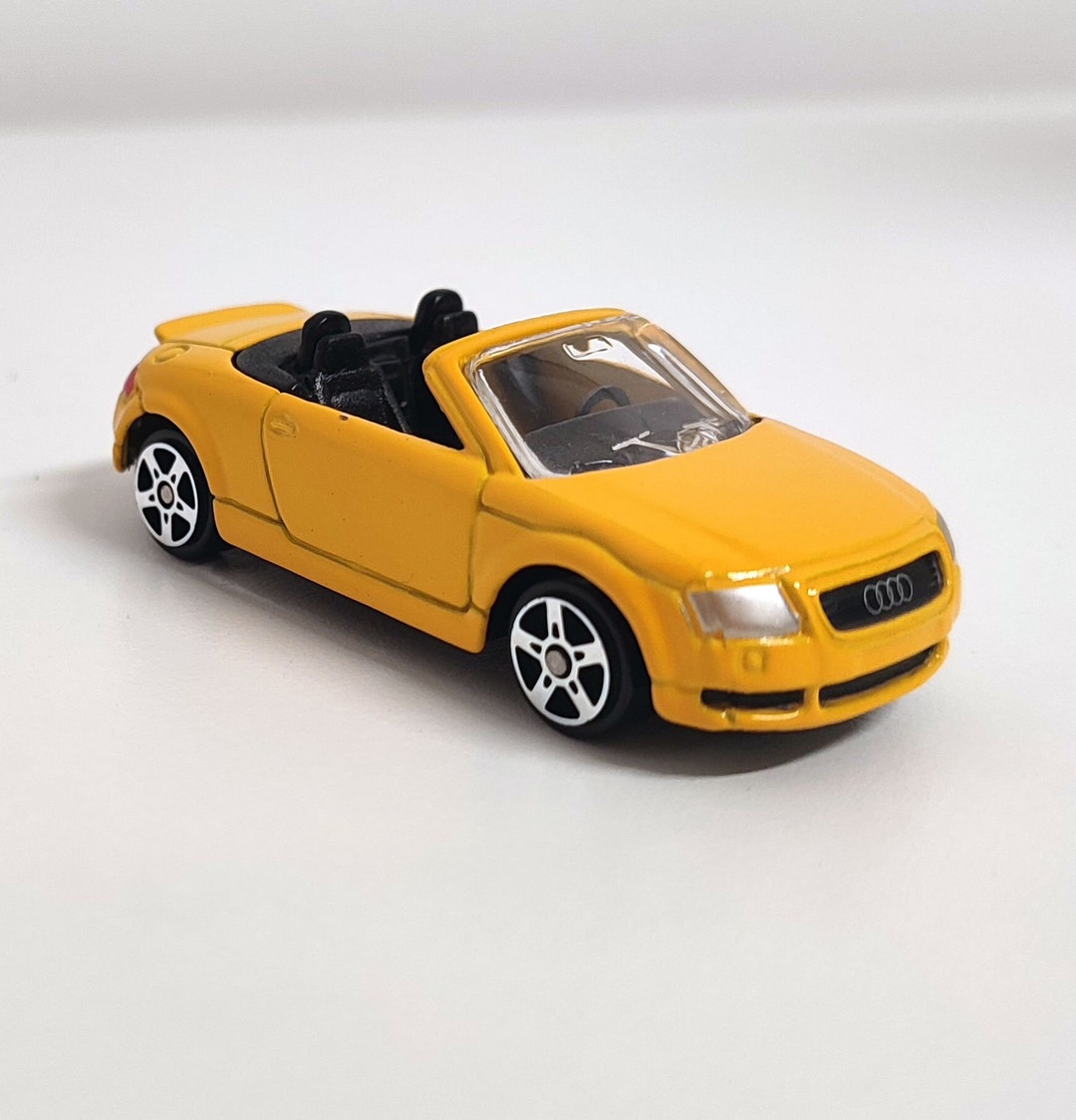 Audi TT Keychain Key Accessories Diecast Car Keychain Audi TT - Etsy