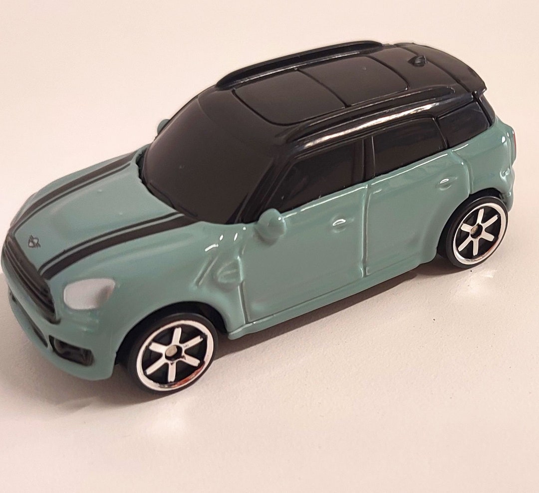Mini Cooper Countryman Keychain Key Accessories Mini Cooper Toy Car ...