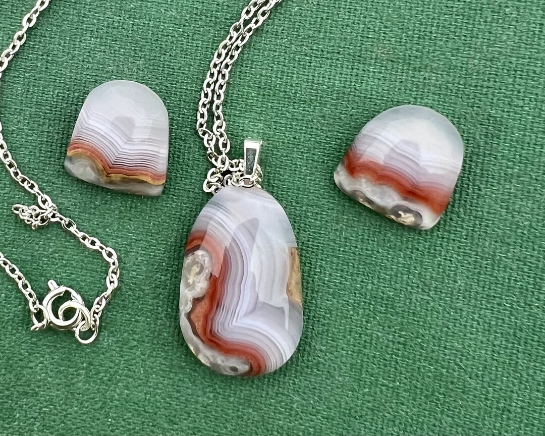 Los Morentias Coyamito Oval Agate Pendant Necklace With Ear Rings - Etsy
