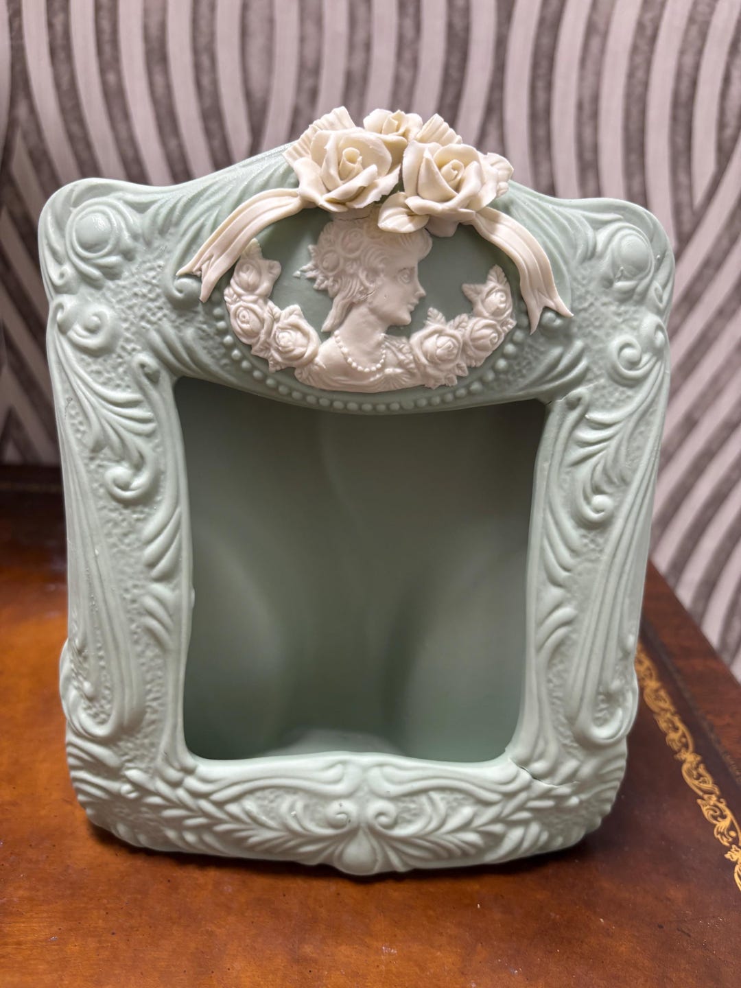 Vintage Victorian Seafoam Green Porcelain Women Camio Picture Frame - Etsy