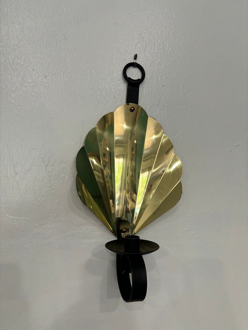 Mid Century Modern Black and Gold Metal Clam Shell Wall Sconce - Etsy