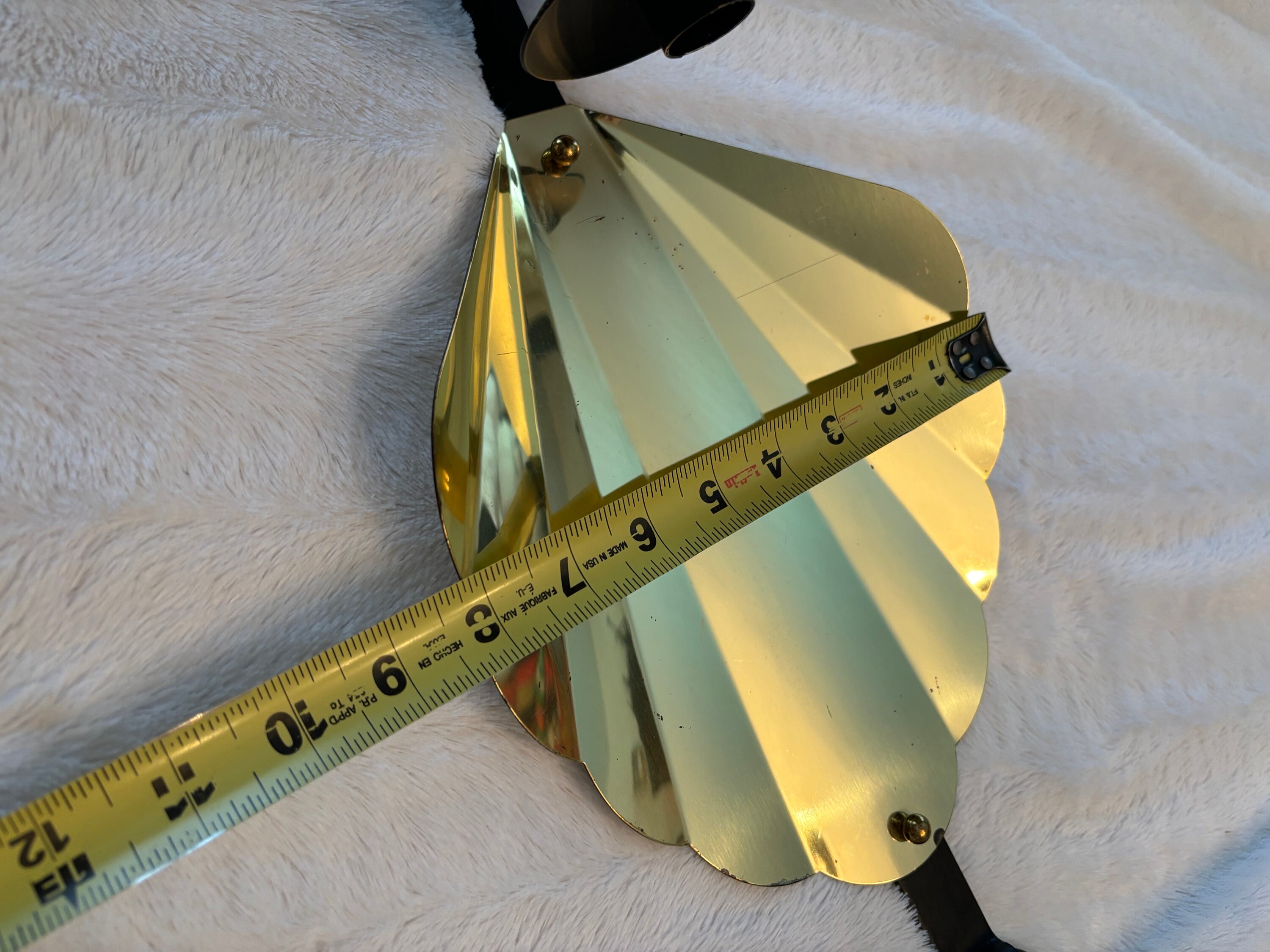 Mid Century Modern Black and Gold Metal Clam Shell Wall Sconce - Etsy