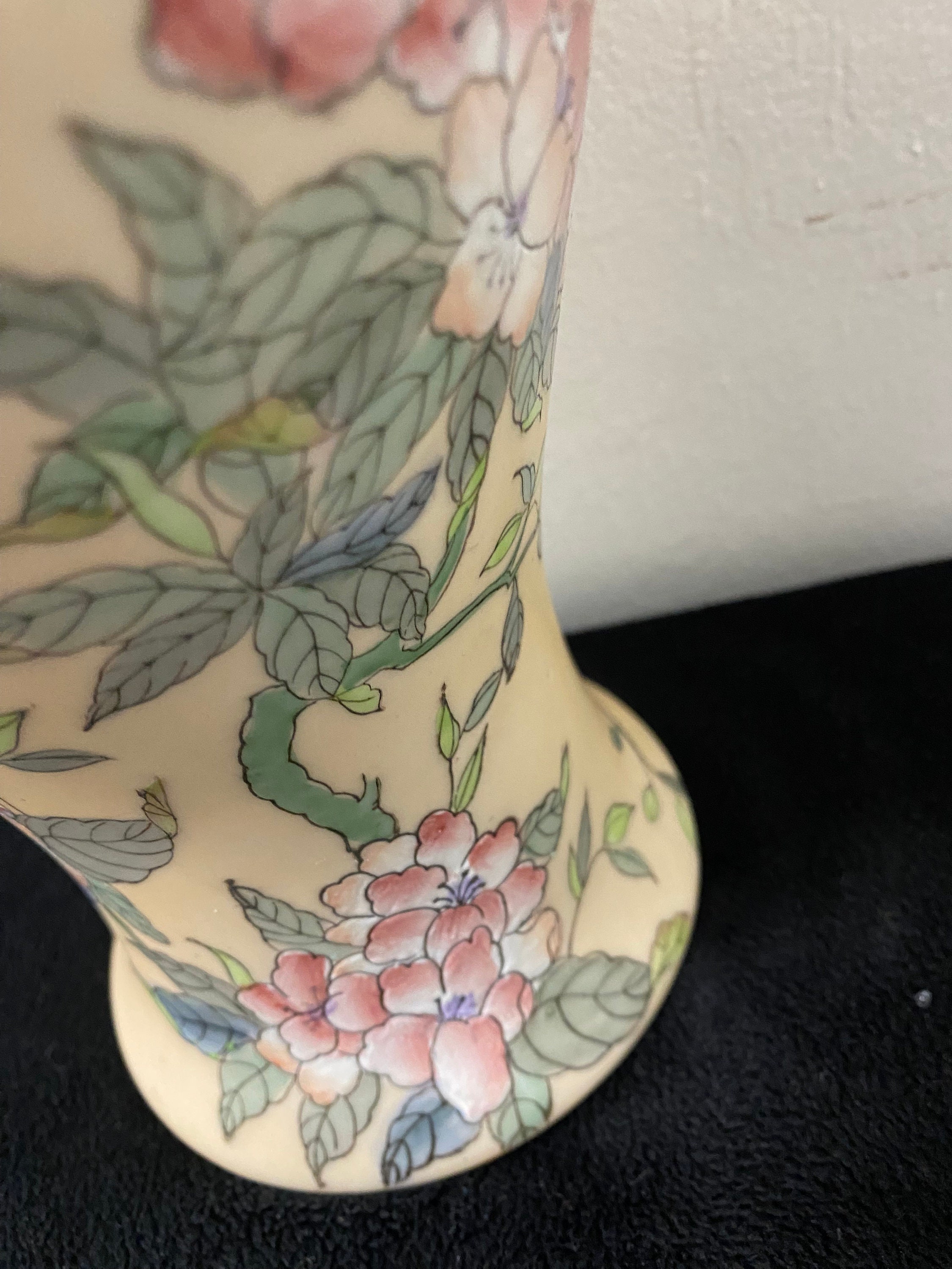 Vintage Toyo Vase Hand Painted Parrot and Flowers - Etsy