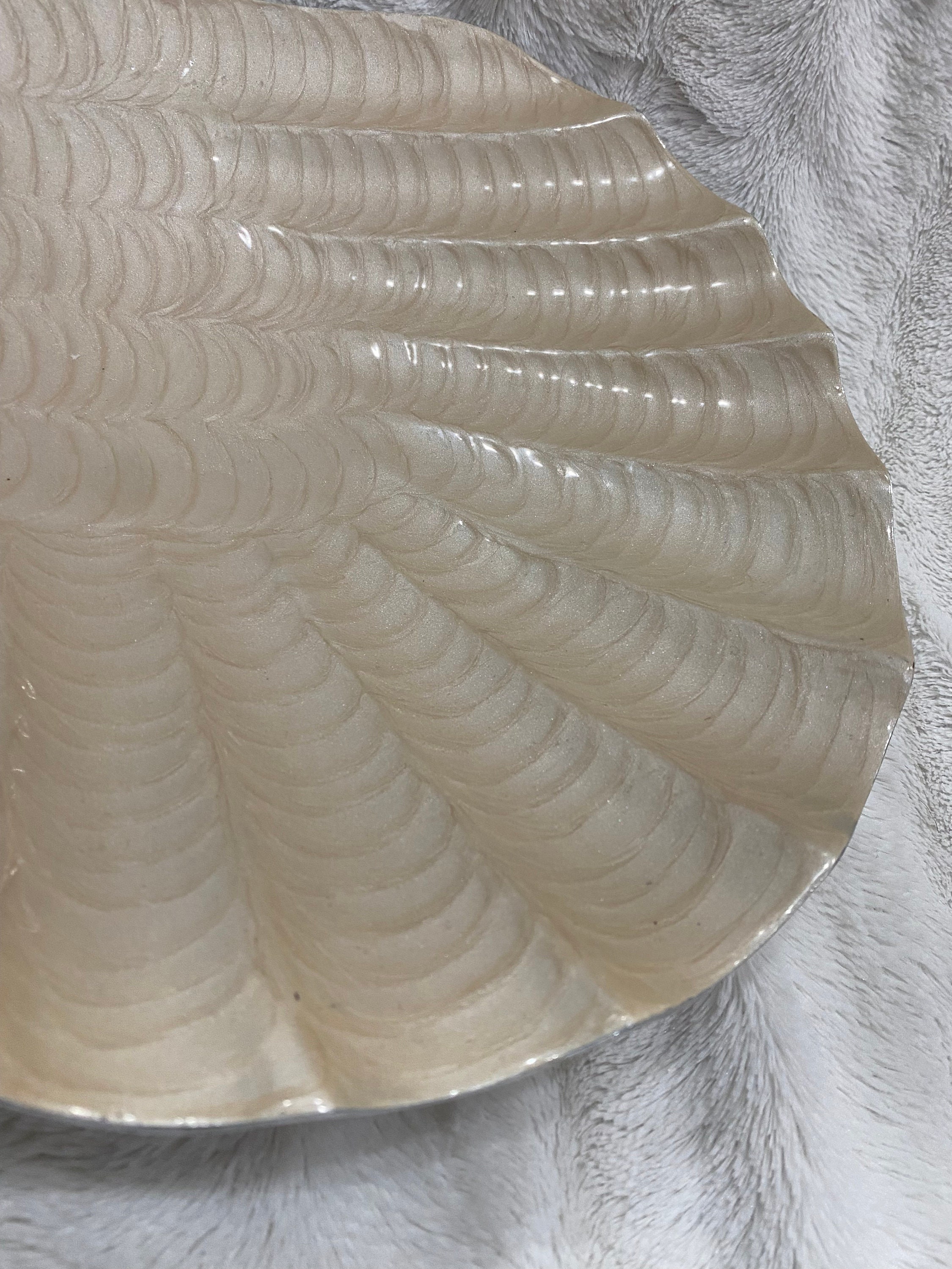 Vintage Hand Painted Pearl Clam Shell Footed Metal Bowl. Blush Color - Etsy