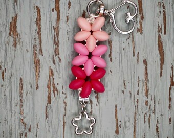 Flower Power Keychain - Etsy