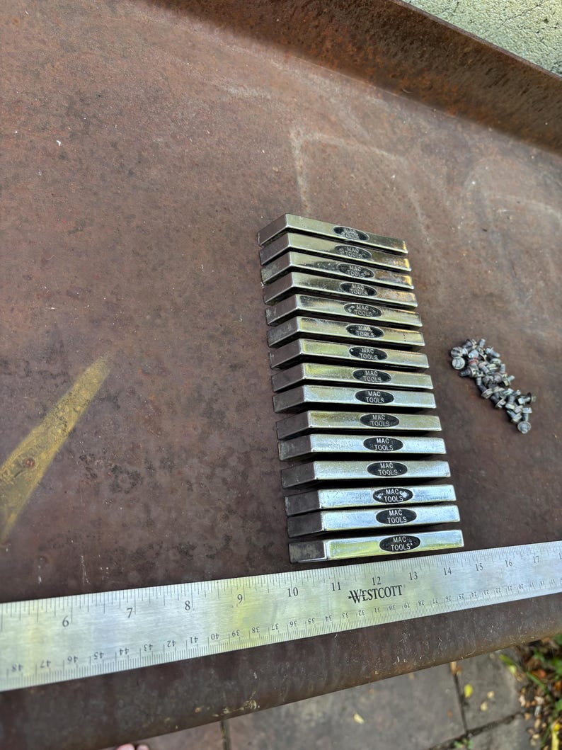 Vintage Mac Tool Box Drawer Handle W/screws Circle Frame 4'' Long X 1 ...