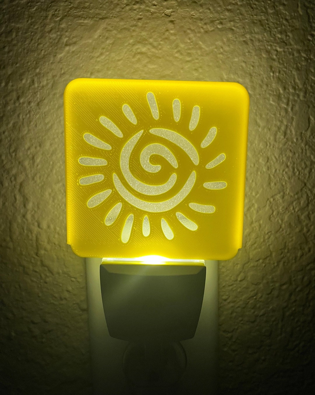 Stencil Sun Plug-in LED Night Light With Light Sensor, Sun Auto Sensor ...