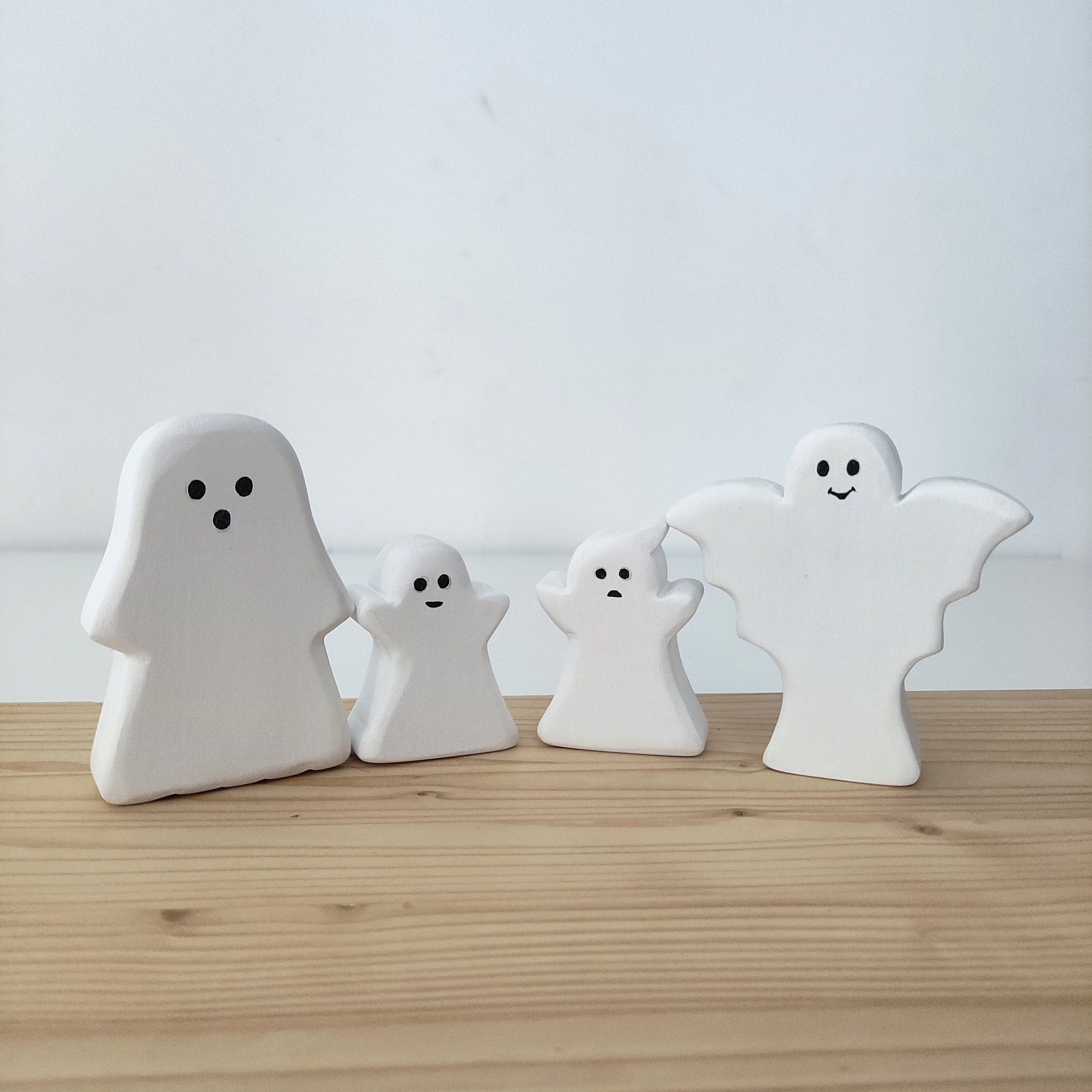 Handmade Wooden Ghost Family Toy Set, Halloween Pumpkin Figurine ...
