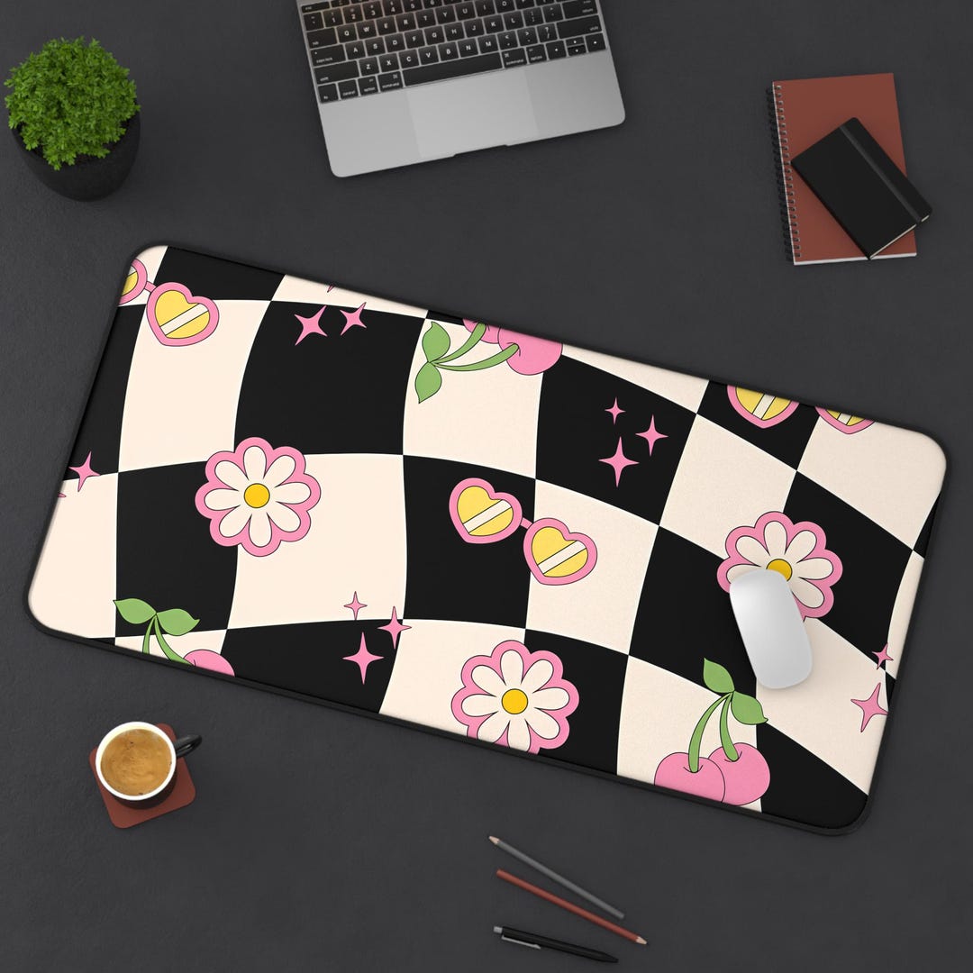 Y2K Checkered Pink Mousepad | Aesthetic Desk Mat | Retro Y2K Desk Decor ...