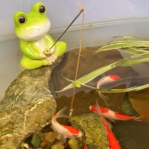 Cute Fishing Frog Garden Pond Decoration Fish Tank Decor Garden Animal ...