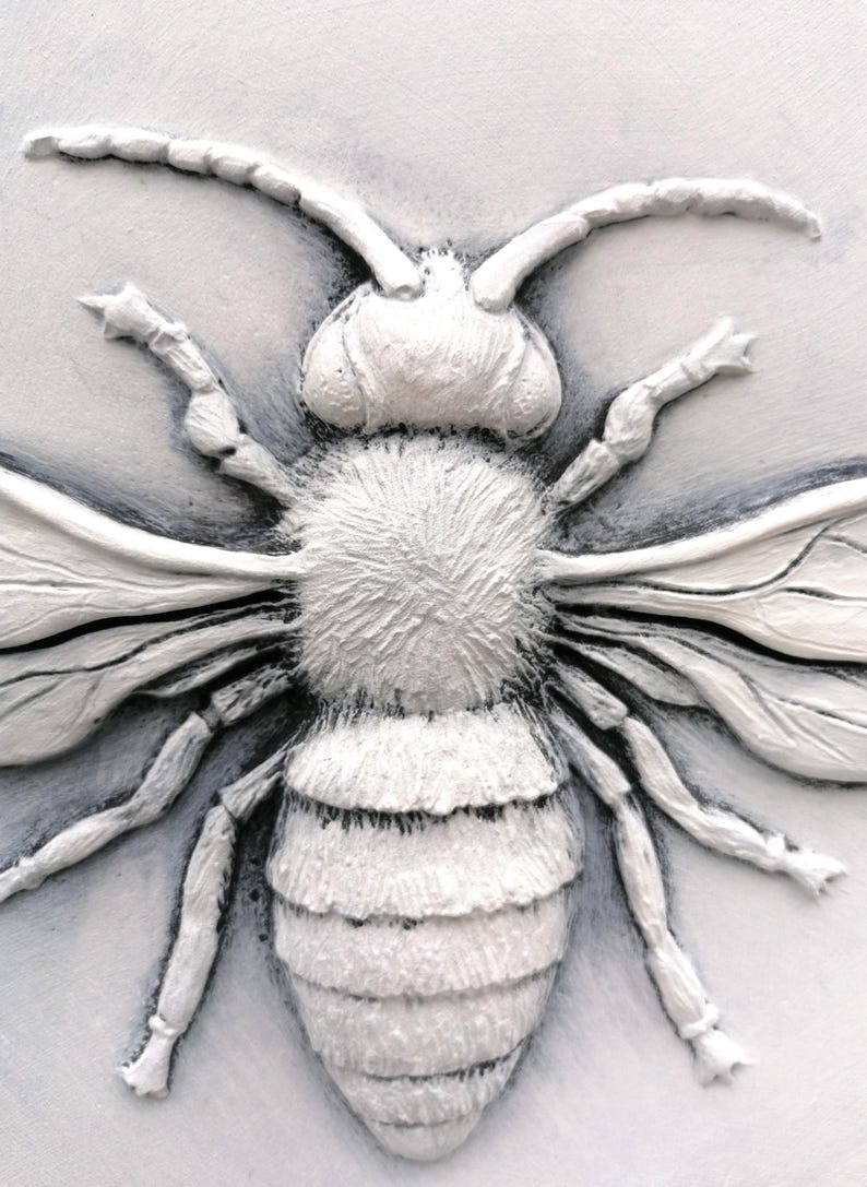 White and Black Honey Bee Plaster Decorative Round Tile/ Gypsum Bass ...