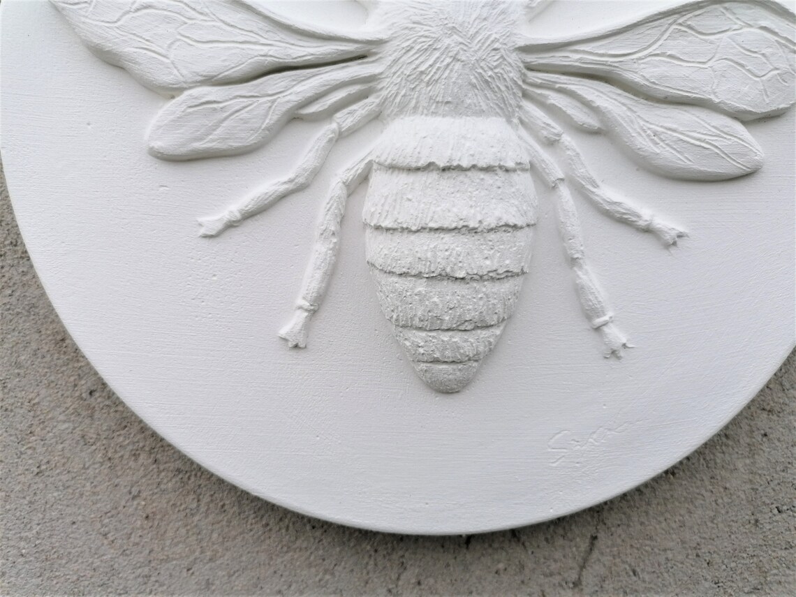 Honey Bee Plaster Decorative Round Tile/ Gypsum Bass Relief/ - Etsy