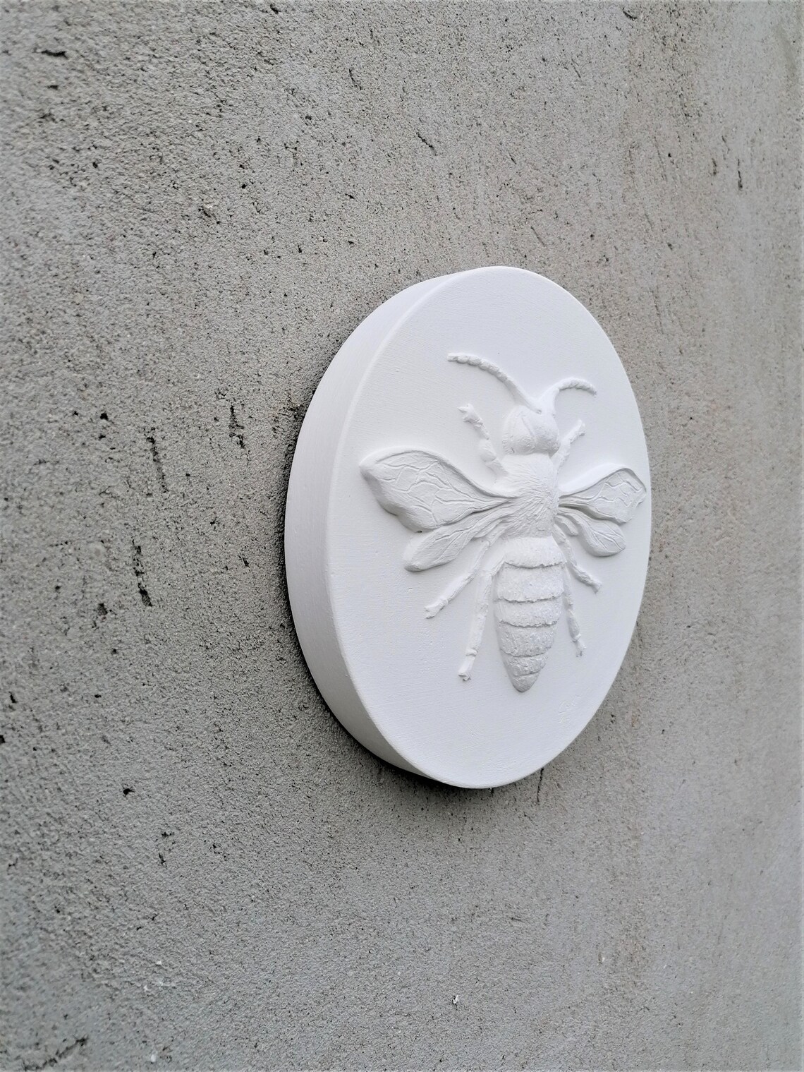 Honey Bee Plaster Decorative Round Tile/ Gypsum Bass Relief/ - Etsy