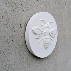Honey Bee Plaster Decorative Round Tile/ Gypsum Bass Relief/ Relief ...