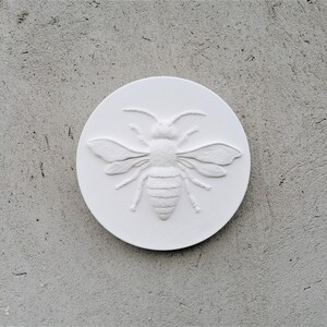Honey Bee Plaster Decorative Round Tile/ Gypsum Bass Relief/ Relief ...