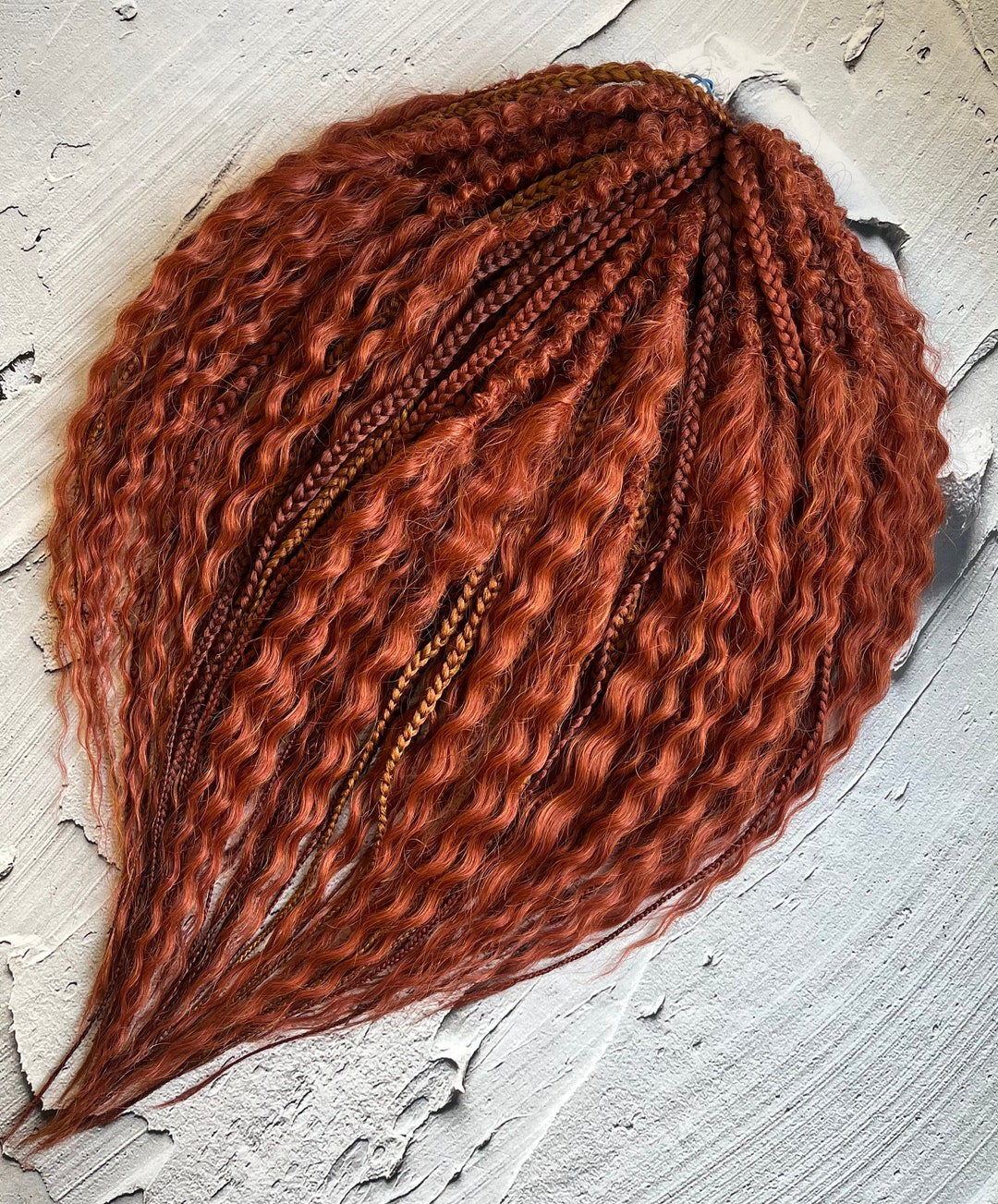 Extensões encaracoladas ruivas, dreads sintéticos, dreads ondulados ...