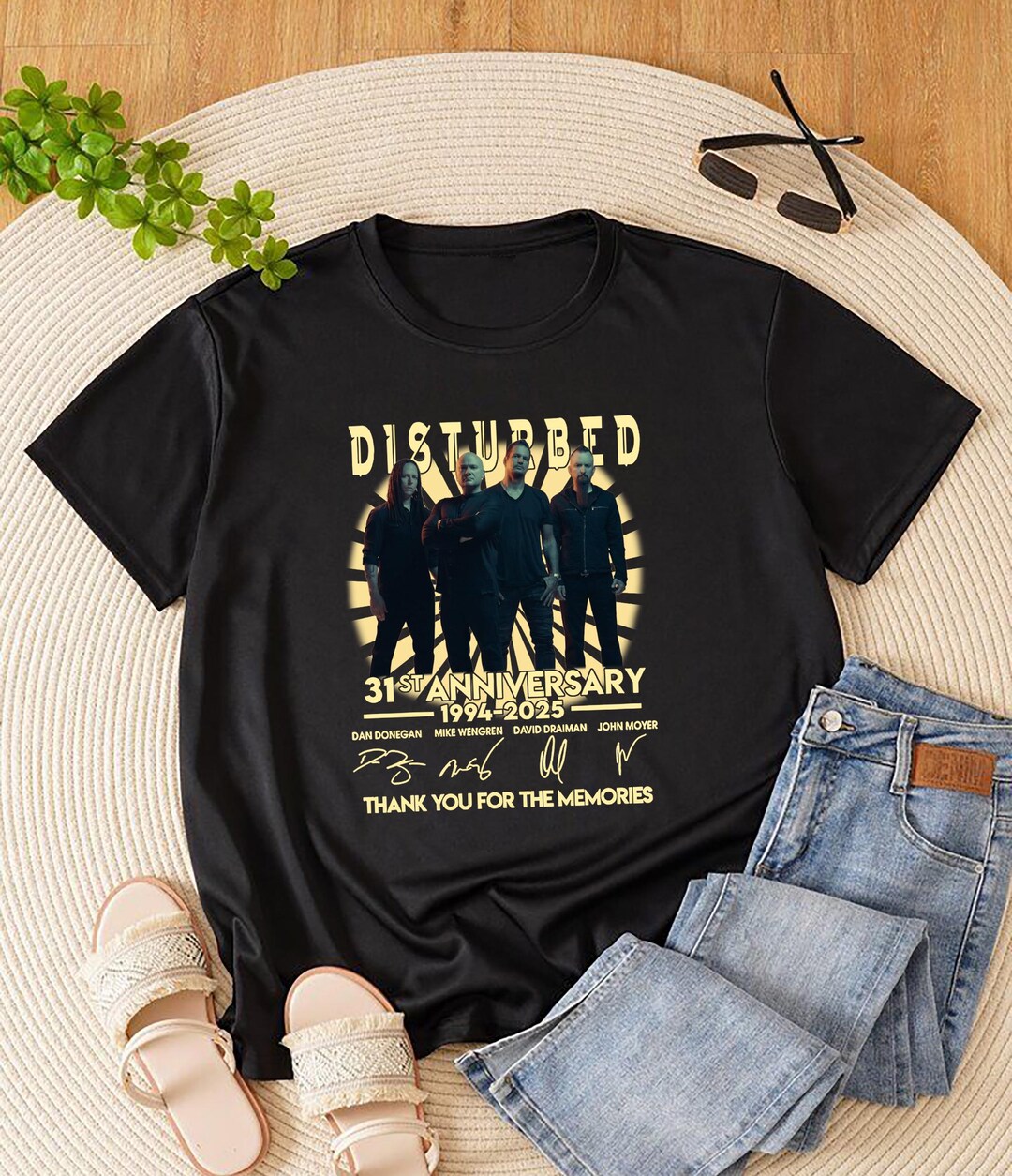 Disturbed 31 Years Signatures Vintage T-shirt, the Sickness 2025 Tour ...