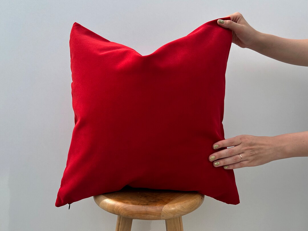 Red Velvet Decorative Throw Pillow Cover, Luxury Red Pillow for Couch ...