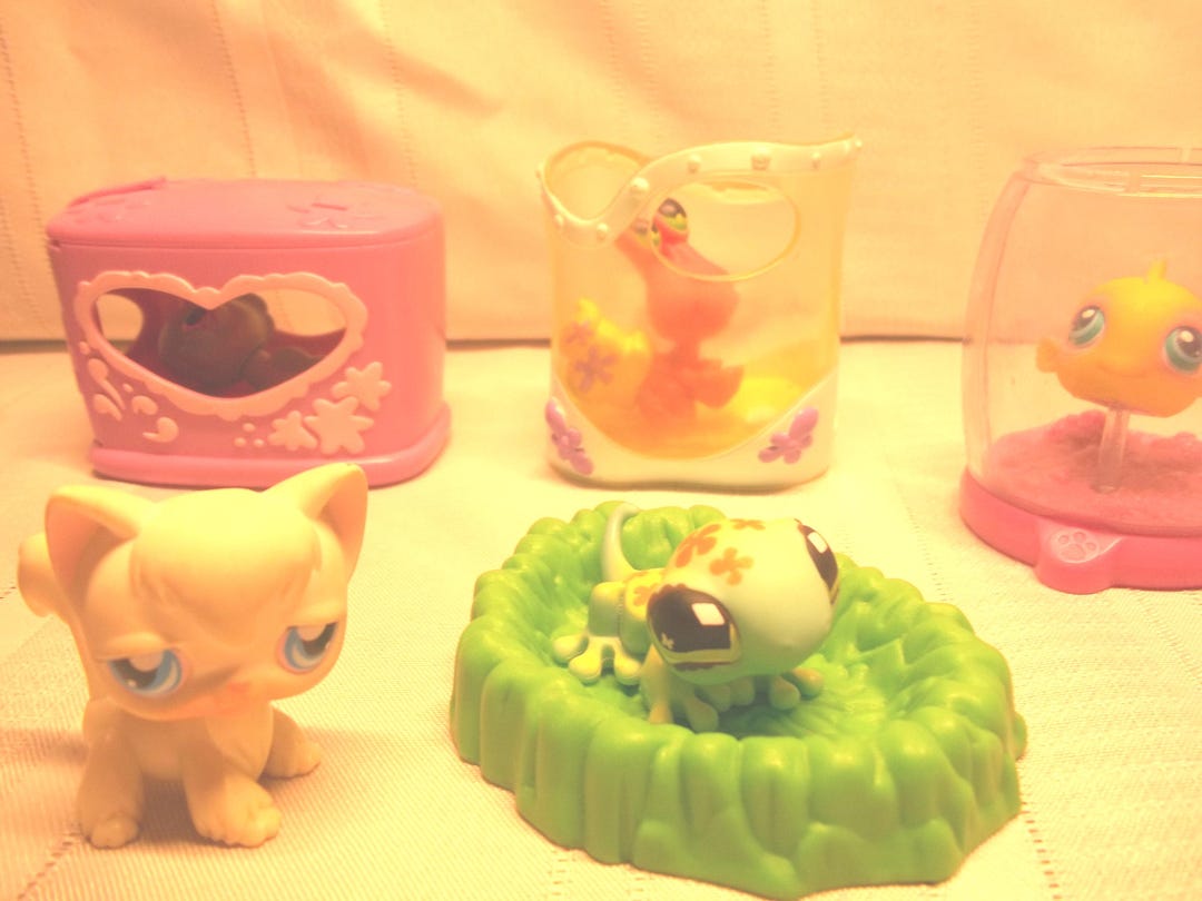 Littlest Pet Shop 2004 Mix-and-match Beach Set - 6 Portable Pets ...