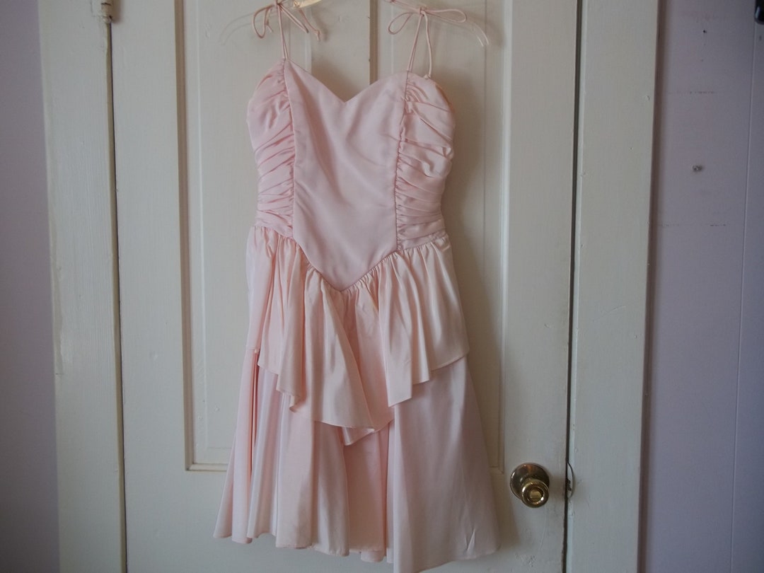 Timeless Elegance: Vintage Ruffled Midi Prom Dress Coastal Chic - Etsy