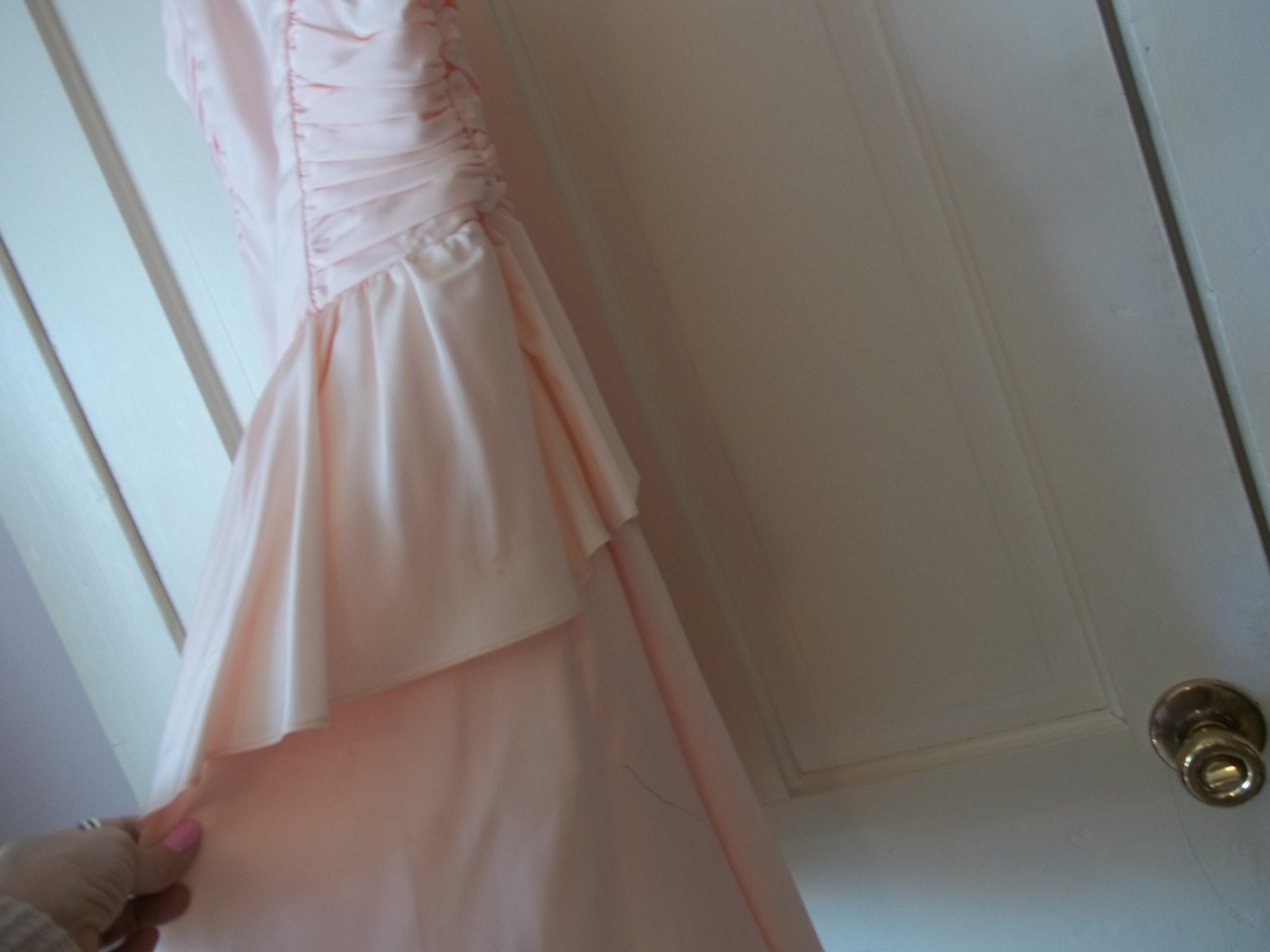 Timeless Elegance: Vintage Ruffled Midi Prom Dress Coastal Chic - FREE ...