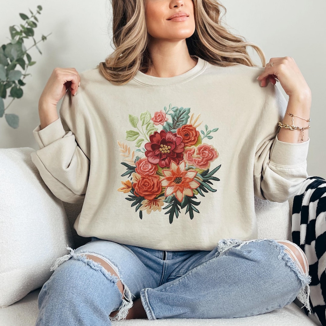 Embroidered Look Floral Bouquet Sweatshirt, Botanical Floral Crewneck ...