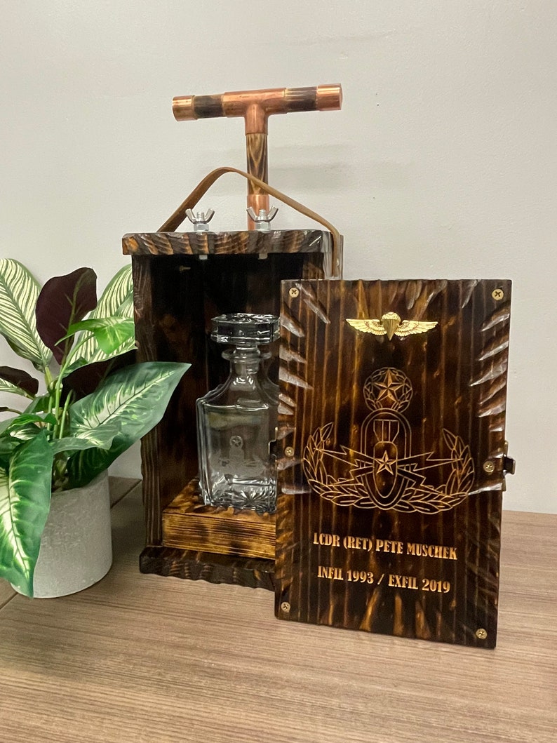 EOD Blasting Machine (custom Blaster Box With Built in Decanter) - Etsy