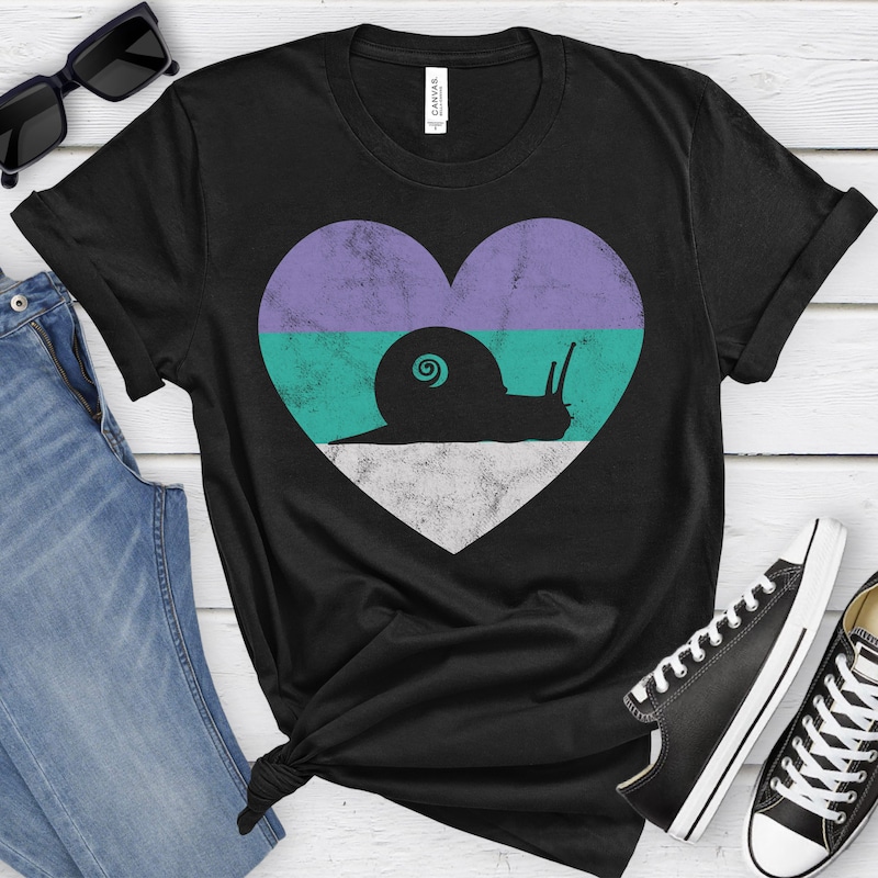 Snail Tshirt - Etsy