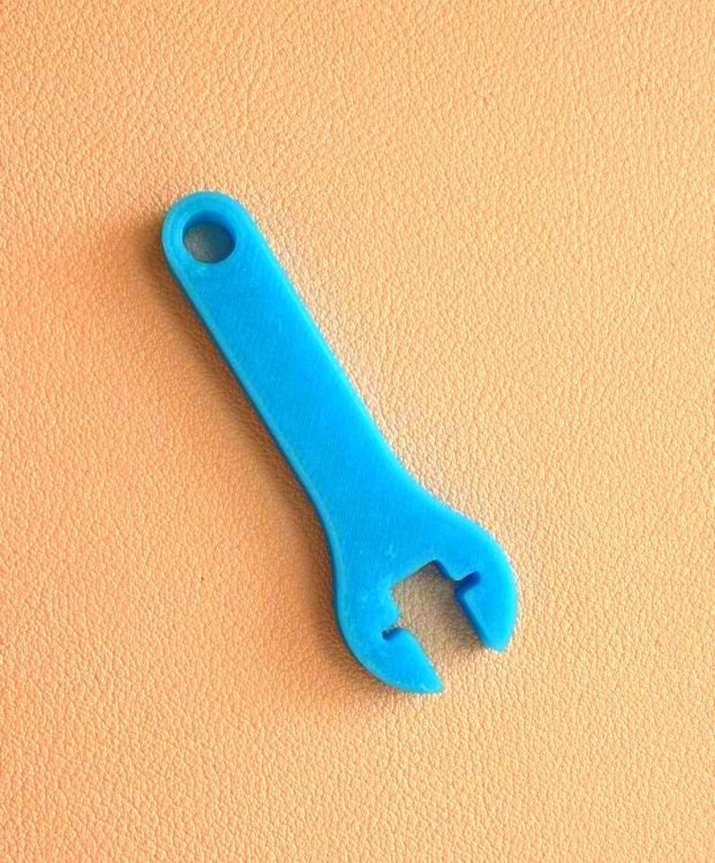 Glow in the Dark Enfit Feeding Tube Wrench Tool - Easy Grip, Pack of 2 ...