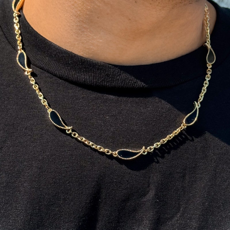 Paisley Necklace - Etsy