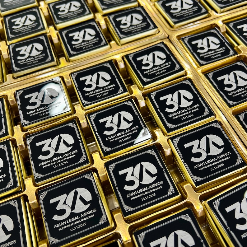 Custom Logo Chocolate Squares - Personalized Corporate Gifts, Branded ...