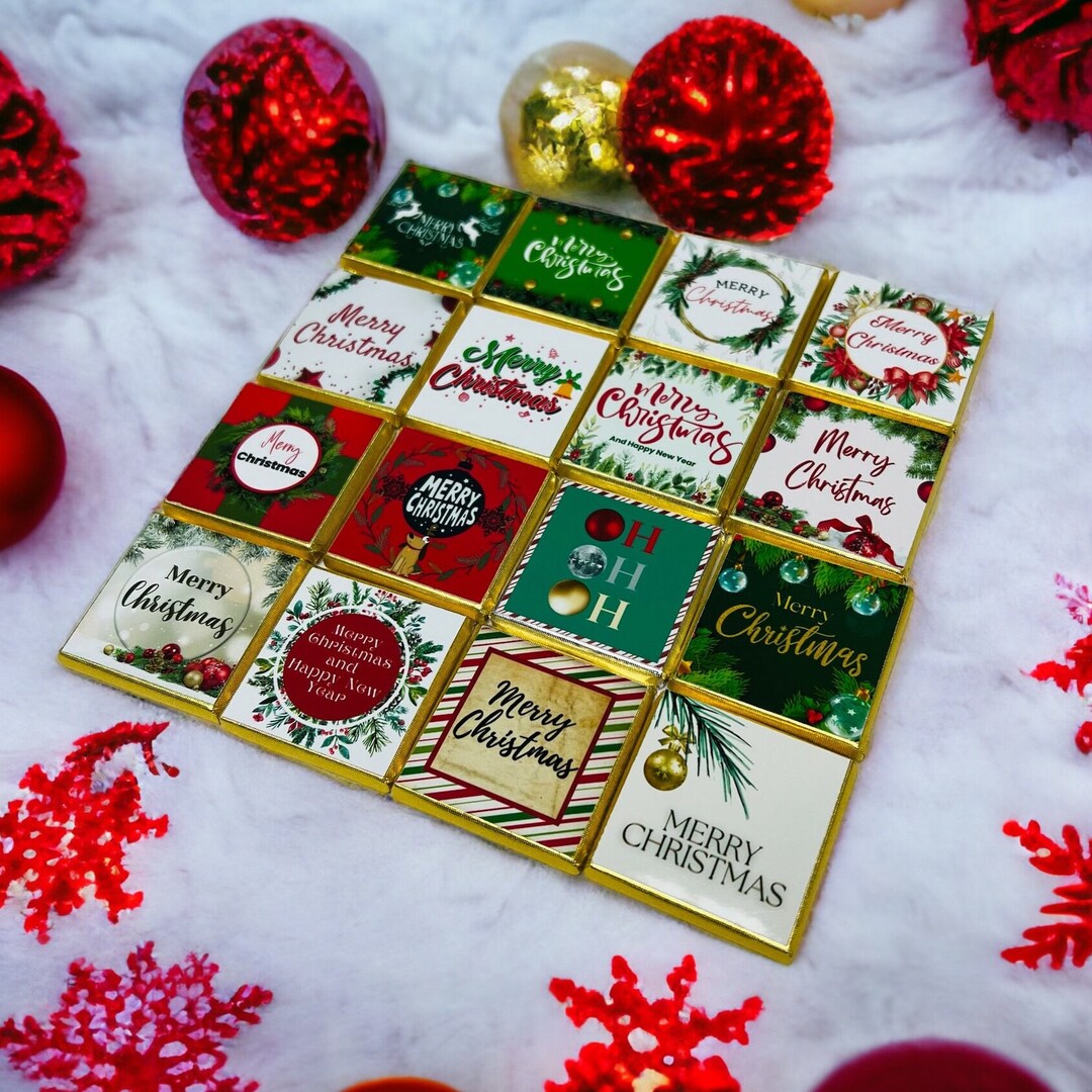 50 Chocolate Christmas Favours Gold or Silver Foil Milk Chocolate Box ...